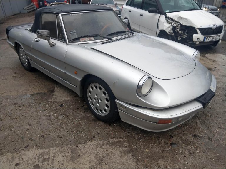 alfa-romeo-spider-88-002 - Classic Car Restoration Center